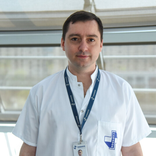 Dr. Vladimir Pușcașu | Ortopedie și traumatologie | SANADOR