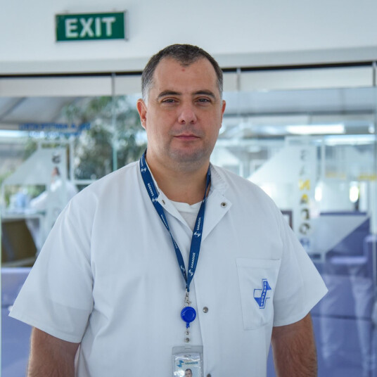 Dr. Răzvan Stavri | Chirurgie generală | Spitalul Clinic SANADOR