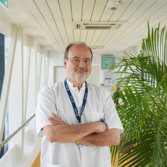Prof. Dr. Horațiu Moldovan | Chirurgie cardiovasculară | SANADOR